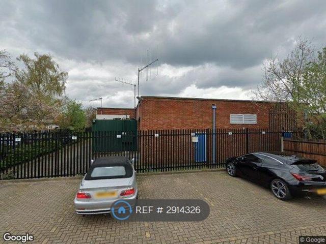 Westgate Court, Waltham Cross EN8, Studio to rent, £1,100 pcm | PrimeLocation