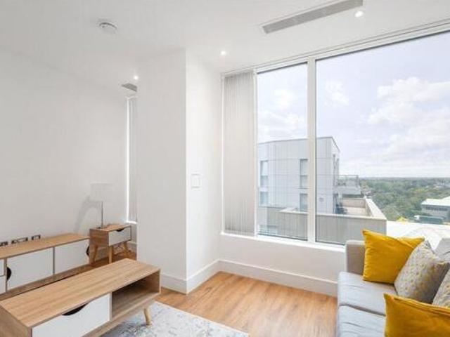 Westgate House, West Gate, Studio Flat For