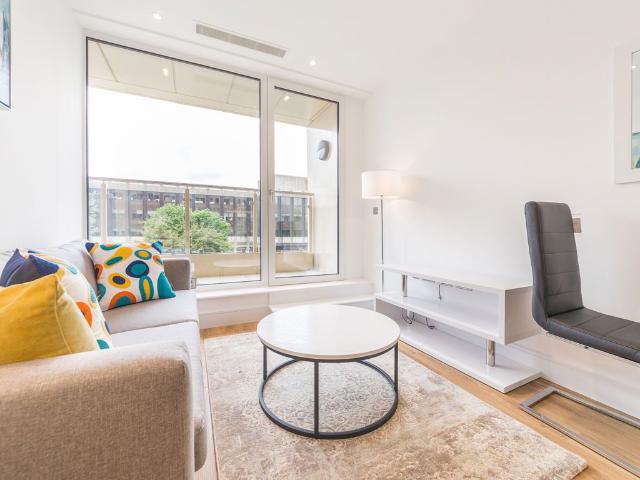 Westgate House, Ealing W5, 1 bed flat to rent, £1,850 pcm | PrimeLocation