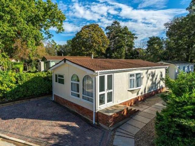 Westgate Park, Sleaford, 2 Bedroom Park