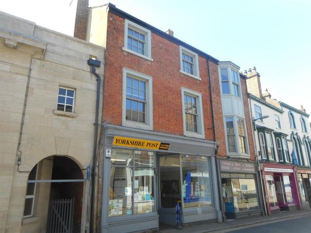 Westgate, Ripon, HG4 2BQ