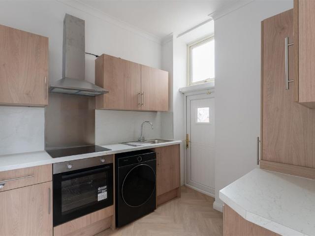 Westgate Road, Fenham, Newcastle Upon Tyne NE4, 4 bed maisonette to rent, £1,500 pcm | PrimeLocation