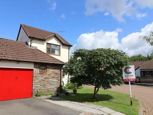 Wester moor Close, Roundswell, 2 Bedroom Detached