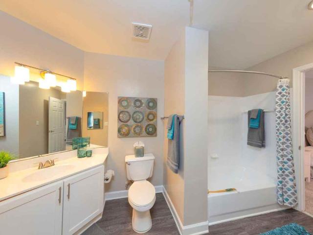 Westerly at Worldgate 2 Bedroom Apartment for Rent at 13000 Wilkes Way, Herndon, VA 20170 Herndon