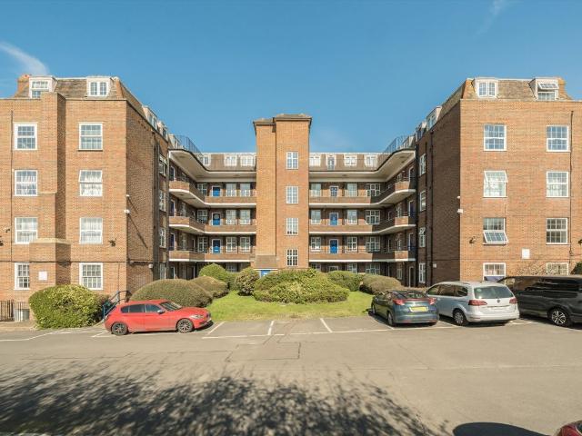 Western Avenue, Ealing W5, 2 bed flat to rent, £1,902 pcm | PrimeLocation