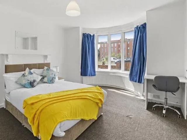 Western Avenue, London, W3 7AJ, United Kingdom | Room for rent #134299482 | Rentberry