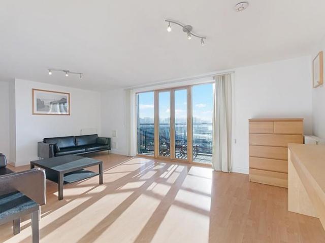 Western Beach Apartments, Hanover Avenue, Royal Docks, London E16 2 bed flat to rent, £1,950 pcm | PrimeLocation