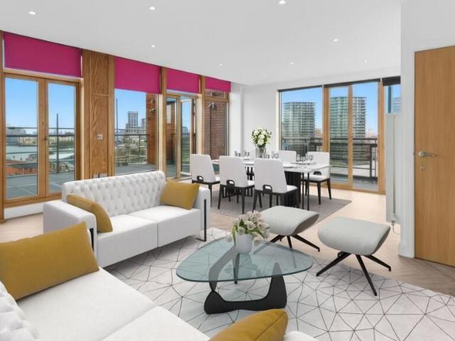 Western Beach Apartments, Royal Docks E16, 2 bed flat to rent, £3,500 pcm | PrimeLocation