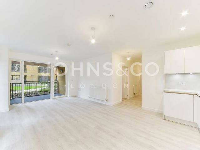Western Circus, Acton, London, W3 2 bed apartment to rent £2,396 pcm £553 pw