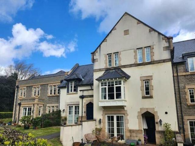 Western Courtyard, Talygarn, 3 Bedroom Town