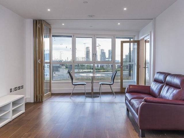 Western Gateway, E16, London