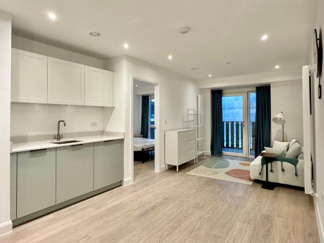 Western Gateway, London E16, 1 bed flat to rent, £2,253 pcm | PrimeLocation