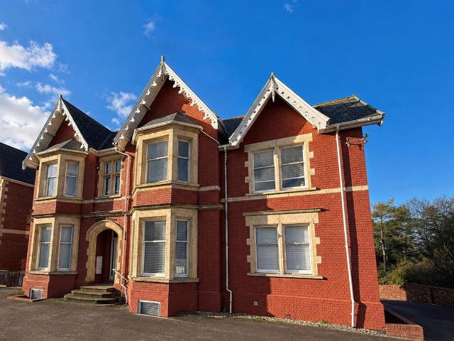 Western Road, Cheltenham GL50, 1 bed flat to rent, £975 pcm | PrimeLocation
