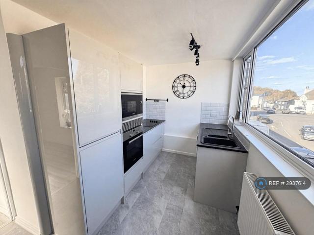 Western Road, Billericay, CM12 1 bed flat to rent £1,150 pcm £265 pw