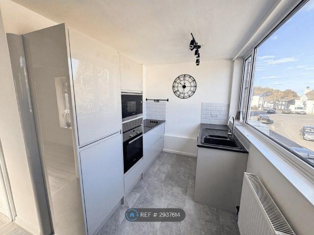Western Road, Billericay CM12, 1 bed flat to rent, £1,150 pcm | PrimeLocation