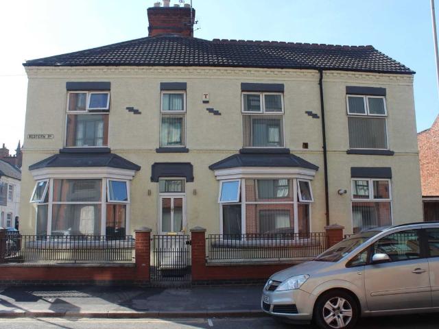 Western Road, Braunstone LE3, 3 bed terraced house to rent, £1,300 pcm | PrimeLocation