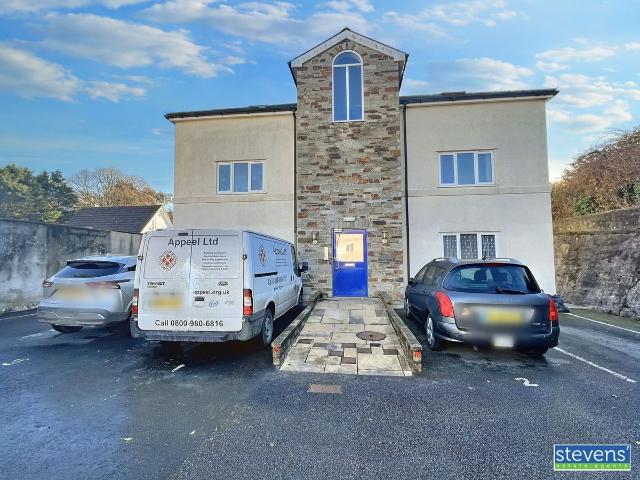 Western Road, Launceston, Cornwall PL15, 2 bed flat to rent, £850 pcm | PrimeLocation