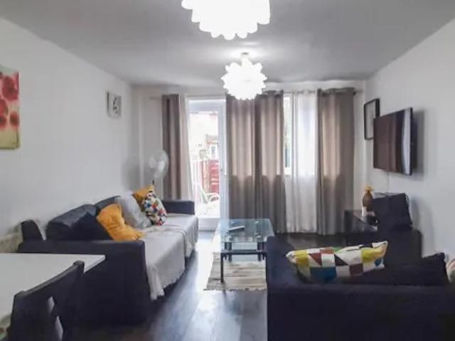 Western Way, Glyndon, London, SE28 0DF, United Kingdom | 3 bed apartment for rent #153381517 | Rentberry