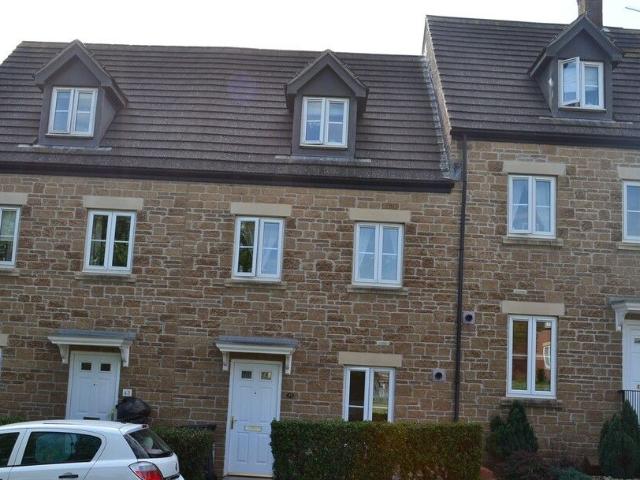 Western Yeovil, Somerset BA20, 3 bed town house to rent, £1,295 pcm | PrimeLocation