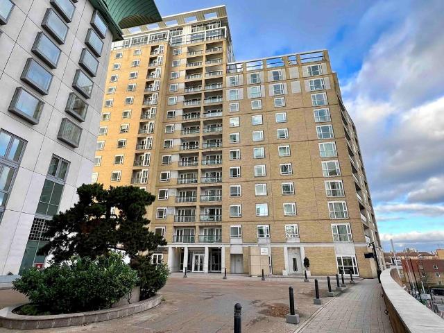 Westferry Circus, Canary Wharf, E14 1 bed flat to rent £2,968 pcm £685 pw