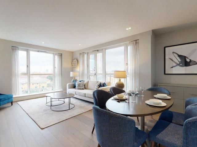 Westferry Circus, Canary Wharf, E14 2 bed flat to rent £3,935 pcm £908 pw