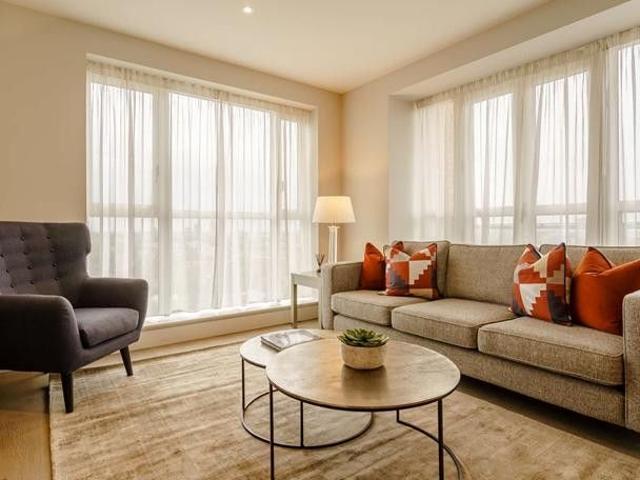 Westferry Circus, Central London E14, 2 bed flat to rent, £4,377 pcm | PrimeLocation