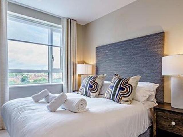 Westferry Circus, Docklands, 2 Bedroom Flat