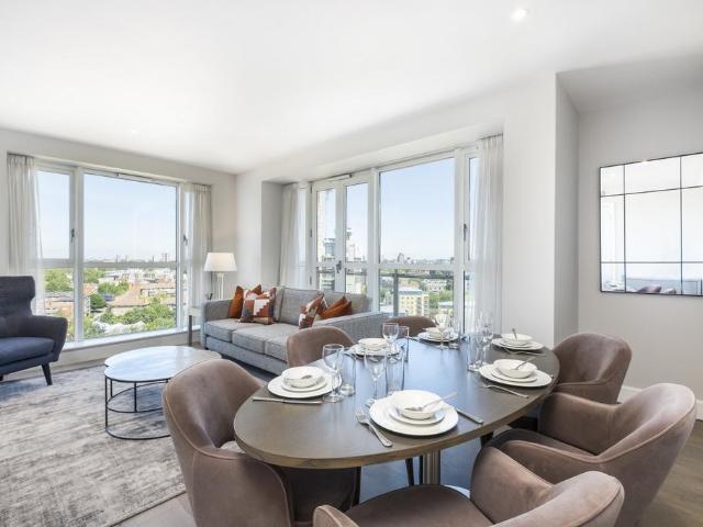 Westferry Circus, E14 2 bed apartment to rent £3,870 pcm £893 pw