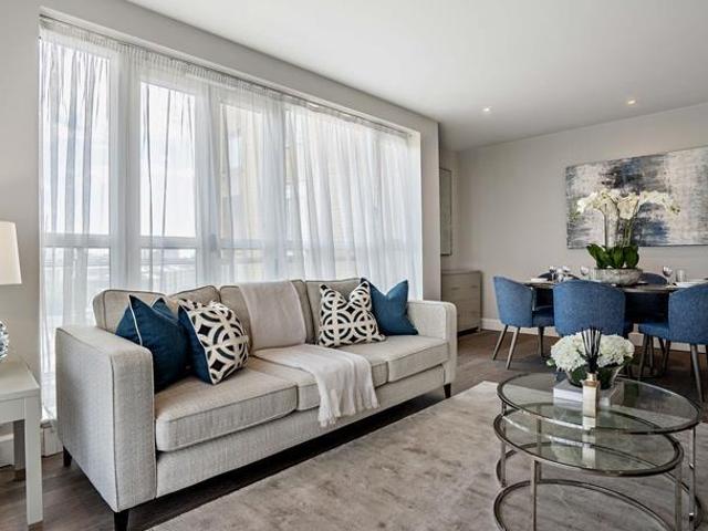 Westferry Circus, London 2 bed apartment to rent £3,857 pcm £890 pw