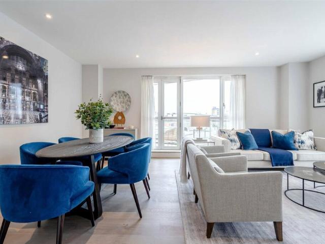 Westferry Circus, London E14 1 bed apartment to rent £2,800 pcm £646 pw