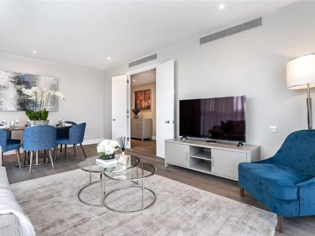 Westferry Circus, London, E14 2 bed flat to rent £3,934 pcm £908 pw