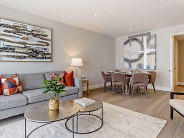 Westferry Circus, London E14 2 bed flat to rent £4,182 pcm £965 pw