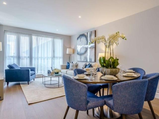 Westferry Circus, London E14 2 bed property to rent £4,160 pcm £960 pw