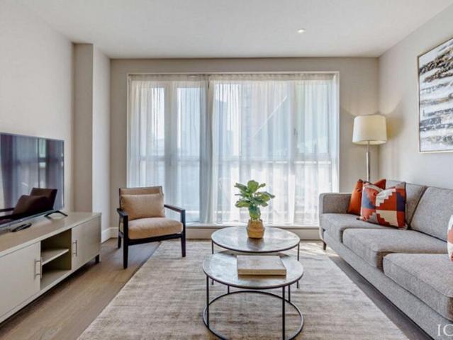 Westferry Circus, London, E14 8 2 bed apartment to rent £4,160 pcm £960 pw