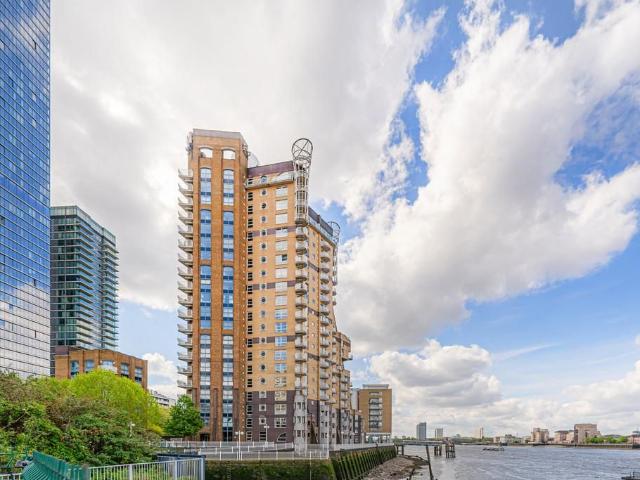 Westferry Road, London E14, 2 bed flat to rent, £2,600 pcm | PrimeLocation