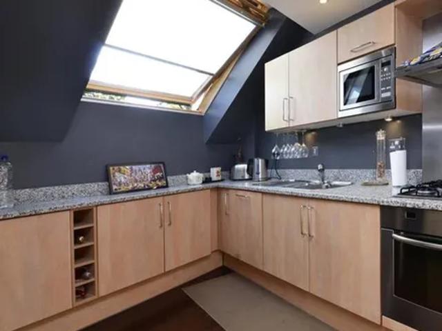 Westfield, 15 Kidderpore Avenue, London, NW3 7BZ, United Kingdom | 2 bed apartment for rent #139333401 | Rentberry