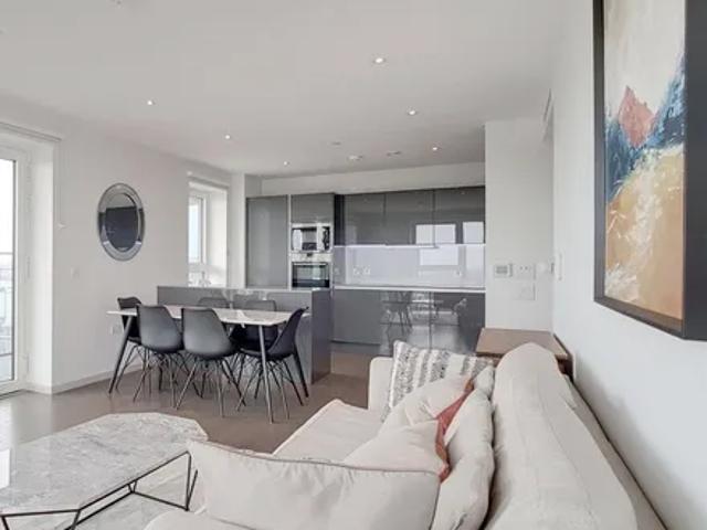 Westfield Avenue, London, E20 1HZ, United Kingdom | 3 bed house for rent #167531951 | Rentberry