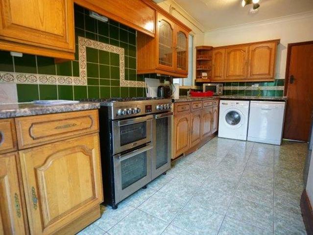 Westfield Drive 6 bed house share to rent £3,114 pcm £719 pw