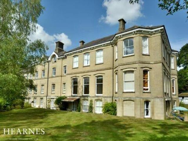 Westfield House, Redcotts Lane, 2 Bedroom Apartment
