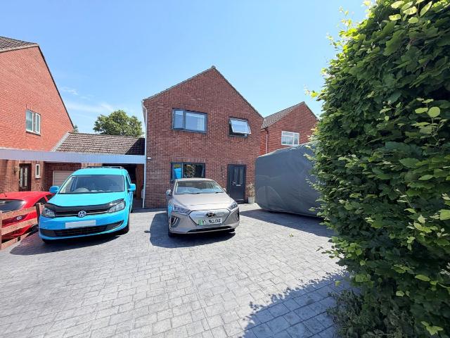 Westfield, Harwell, Didcot OX11, 4 bed detached house to rent, £2,300 pcm | PrimeLocation