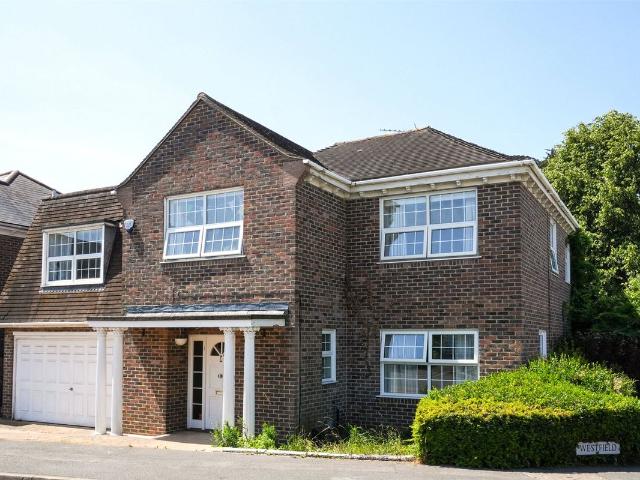 Westfield, Loughton, Essex IG10, 4 bed detached house to rent, £3,850 pcm | PrimeLocation