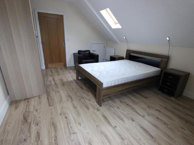 Westfield Lane, Kenton HA3, 1 bed flat to rent, £1,500 pcm | PrimeLocation