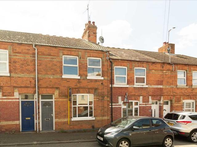 Westfield Street, Higham Ferrers, Higham Ferrers NN10, 2 bed terraced house to rent, £925 pcm | PrimeLocation