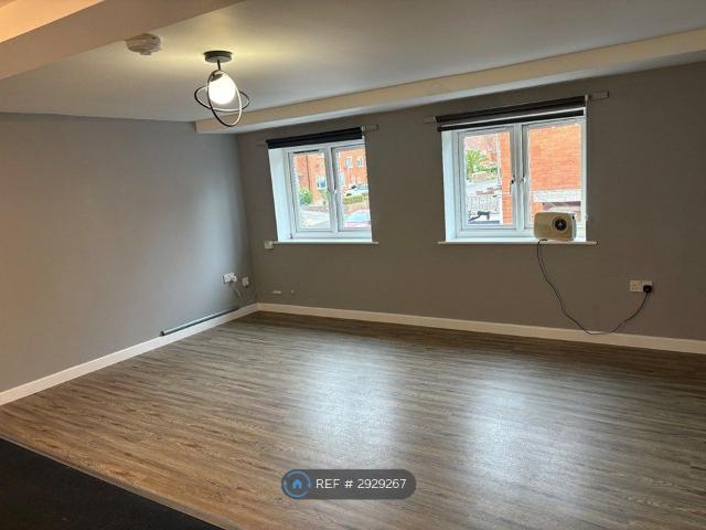 Westfield Road, Yeovil BA21, 1 bed flat to rent, £725 pcm | PrimeLocation
