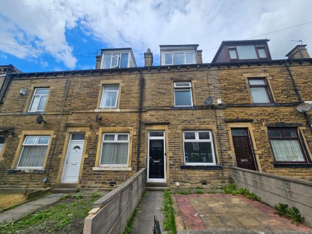 Westfield Road, Bradford BD9, 4 bed terraced house to rent, £850 pcm | PrimeLocation
