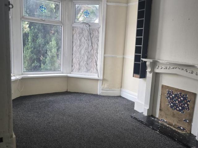 Westfield Road, Bradford BD9, 4 bed terraced house to rent, £1,050 pcm | PrimeLocation