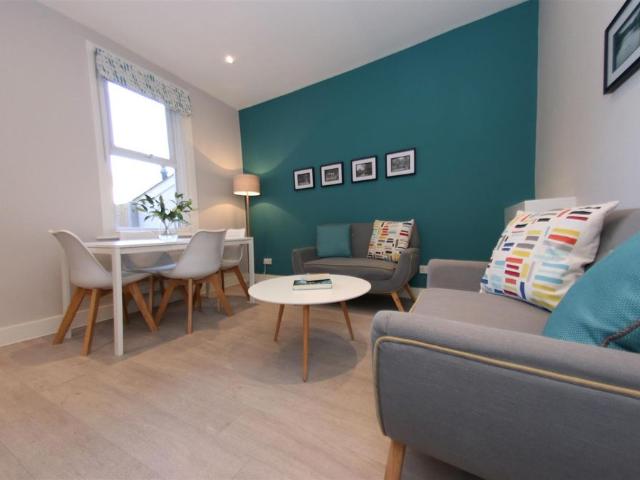 Westfield Road, Reading RG4, Room to rent, £825 pcm | PrimeLocation