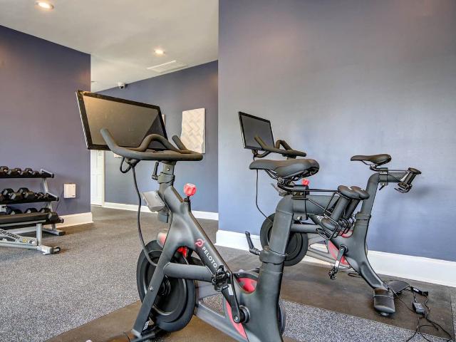 Westfield Village 2 Bedroom Apartment for Rent at 5115 Woodmere Dr, Centreville, VA 20120 Centreville