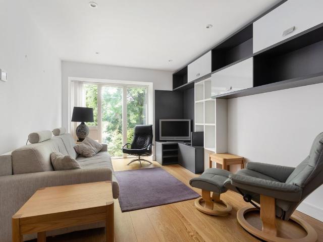 Westking Place, London WC1H, 1 bed flat to rent, £2,250 pcm | PrimeLocation