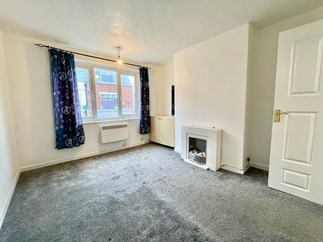 Westham Road, Weymouth DT4, 1 bed flat to rent, £850 pcm | PrimeLocation